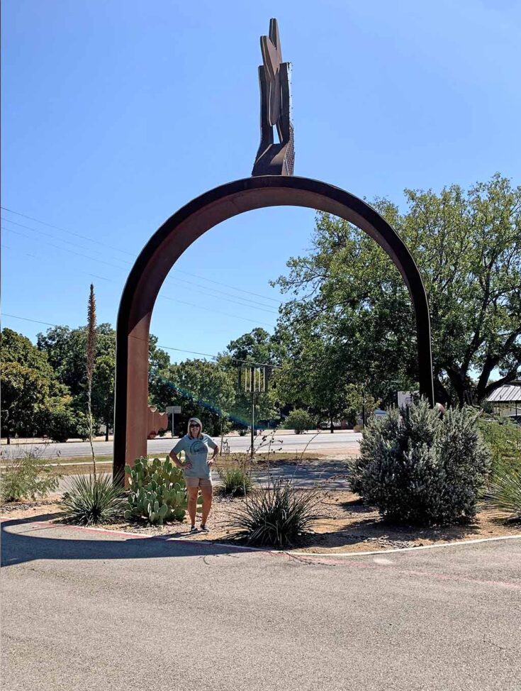 21+ Best Texas Roadside Attractions - A Cowboys Life